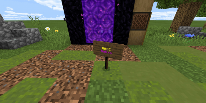 Small Bases! | Minecraft PE Maps